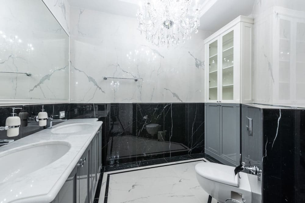 Essential Bathroom Remodeling Tips to Give Your Space a Luxurious Feel